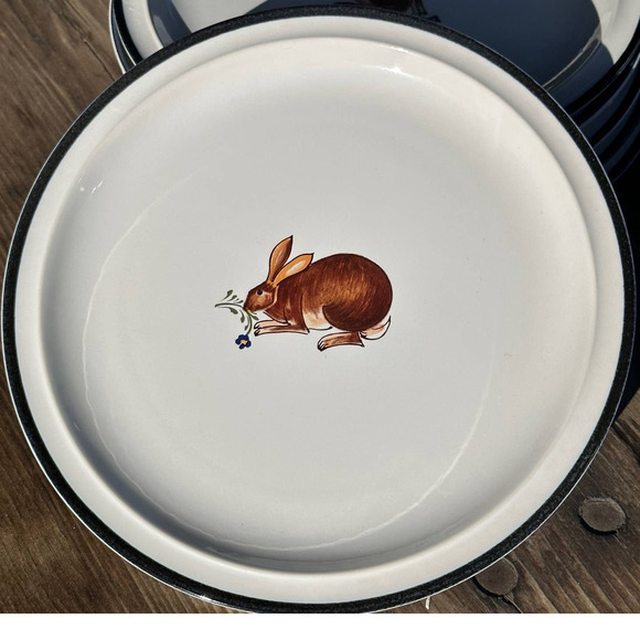Domain 1980 | Dining | Set 3 Vintage Rabbit Dinner Plates From Domain ...